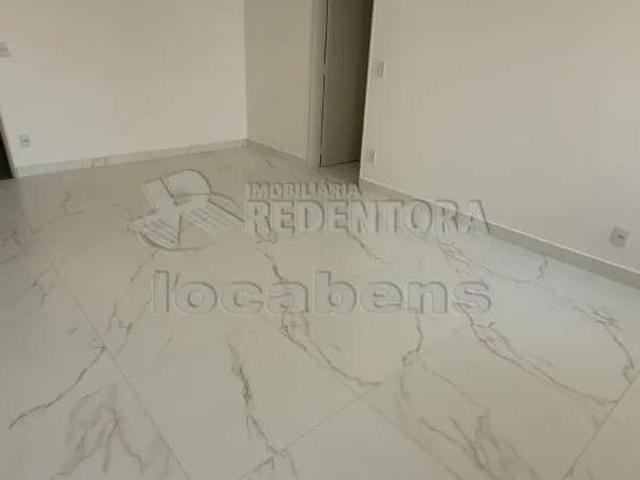 Apartamento centro, na esquina da av andalo