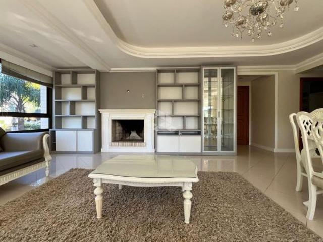 APARTAMENTO CENTRAL COM 03 DORMITÓRIOS