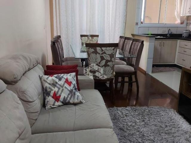 Apartamento central com 03 dormitórios