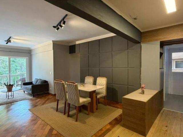 Apartamento central em Campos do Jordão com área de lazer completa
