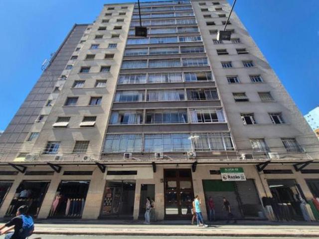 APARTAMENTO CENTRAL 106 M2 ÁREA PRIVATIVA FRENTE A PRAÇA CARLOS GOMES IDEAL PARA RETROFIT
