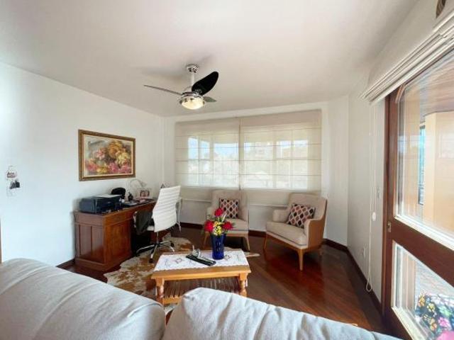 APARTAMENTO CENTRAL 3 DORMITÓRIOS COM 240 m²