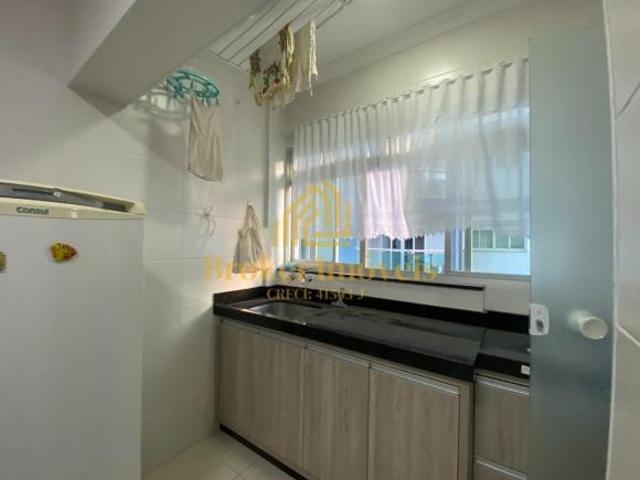 Apartamento Charmoso frente ao mar no Edifício Solarium no Massaguaçu
