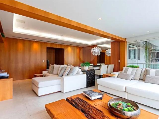 Apartamento co 1 quarto, 1 suíte, 2 vagas, 123 m² itaim bibi
