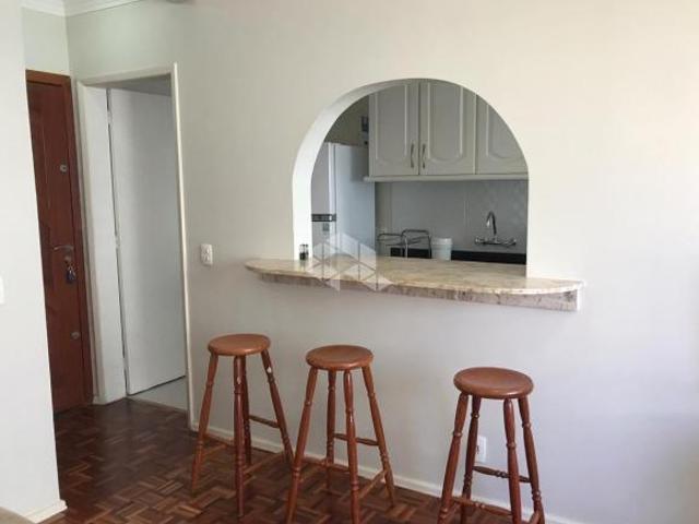Apartamento com1 dormitório mobiliado, com vaga, perto da orla