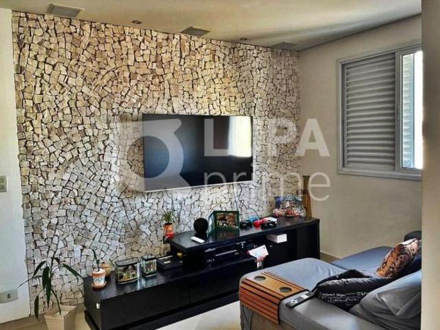 APARTAMENTO COM2 QUARTOS E 2 VAGAS DE GARAGEM À VENDA NA PARADA INGLESA