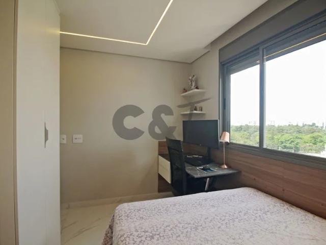 Apartamento 3 Dormitórios 1 Suíte à Venda em Santo Amaro, São Paulo/SP