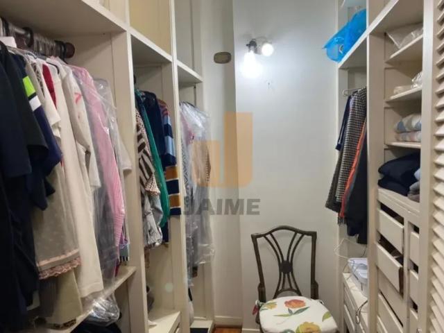 Apartamento com 3 Dormitórios 2 Vagas em Higienópolis