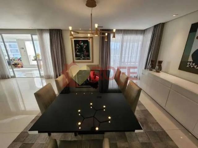 Apartamento com 3 dormitórios, 370 m² Venda e Locação