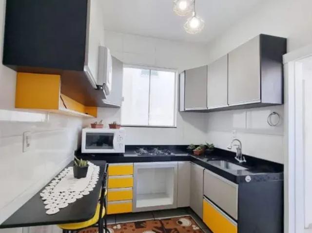 Apartamento com 3 dormitórios à venda, 68 m² por R$ 285.000,00 Centro Juiz d