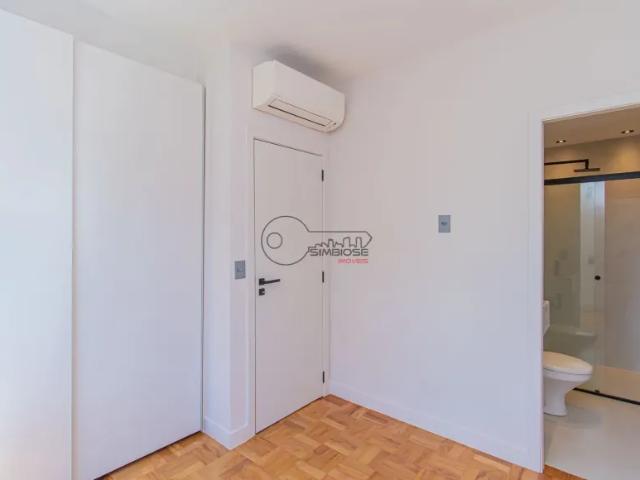 Apartamento com 3 dormitórios à venda, 94 m² por R$ 1.620.000 Itaim Bibi São Paulo/SP
