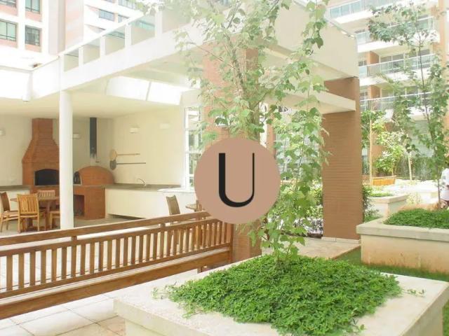 Apartamento com 3 dormitórios à venda, 100 m² por R$ 2.700.000,00 Vila Olímpia São Paulo/SP