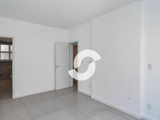 Apartamento com 3 dormitórios à venda, 120 m² por R$ 1.150.000,00 Icaraí Niterói/RJ
