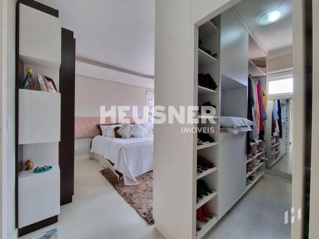Apartamento com 3 dormitórios à venda, 179 m² por R$ 1.350.000,00 Centro Novo Hamburgo/RS