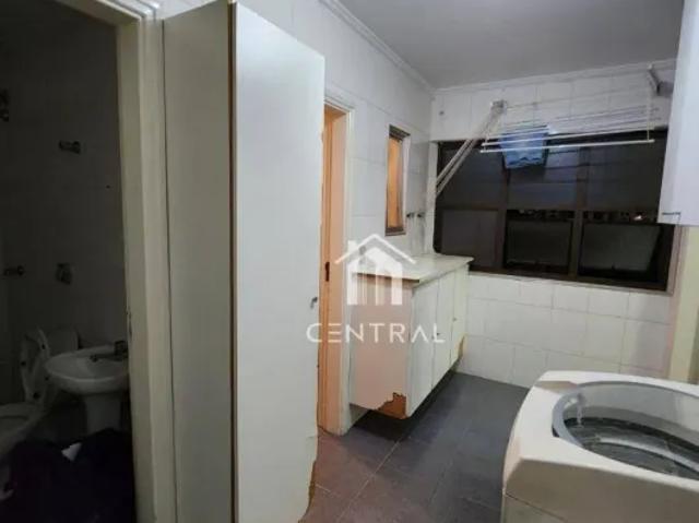 Apartamento com 3 dormitórios à venda, 244 m² por R$ 980.000,00 Centro Sorocaba/SP