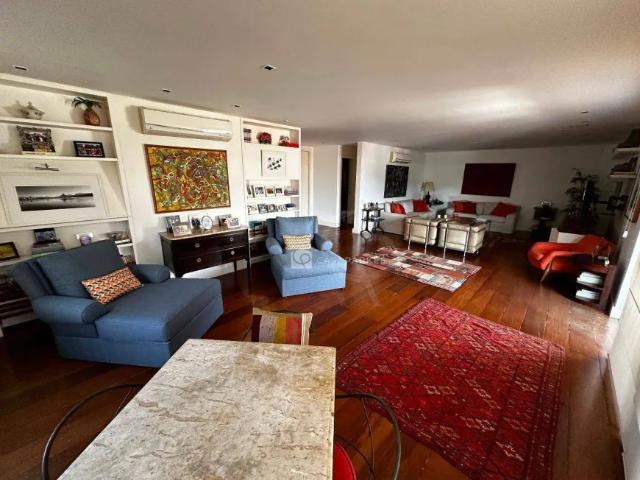 Apartamento com 3 dormitórios à venda, 253 m² por R$ 3.600.000,00 Lagoa Rio de Janeiro/RJ