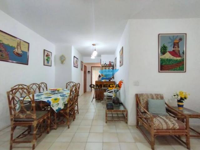 Apartamento com 3 dormitórios à venda na praia das Pitangueiras Guarujá/SP