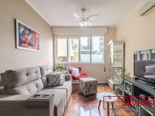 Apartamento com 3 dormitórios e vaga no bairro Petrópolis