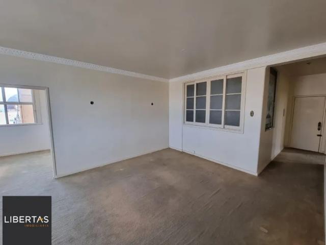 Apartamento com 3 dormitórios no Bairro centro histórico