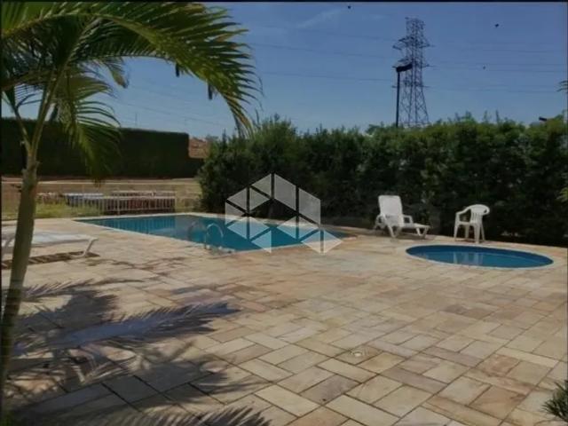 Apartamento com 3 dormitórios no bairro Igara