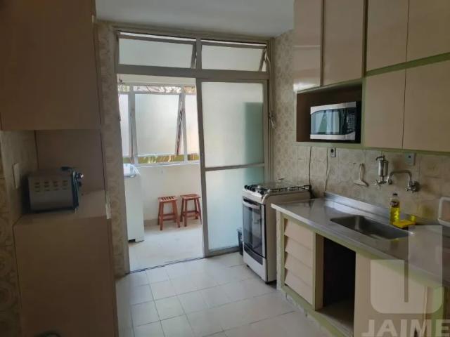Apartamento com 3 dormitórios sendo 1 suíte e1 vaga, prédio com lazer, ótima localização Perdizes