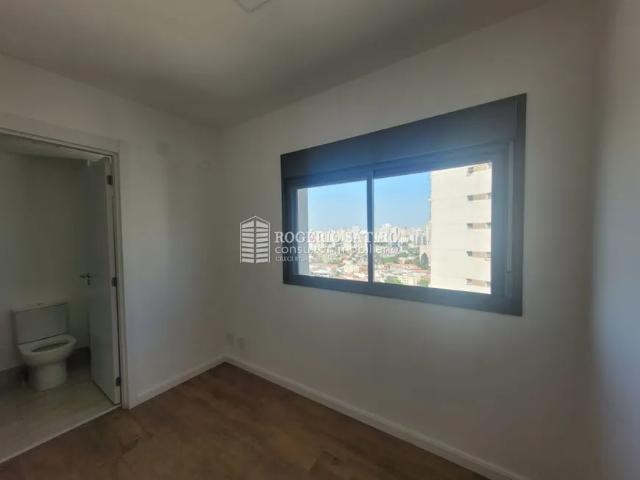 Apartamento com 3 dormitórios sendo 3 suítes, 4 banheiros, 2 vagas, 147 mts² a na Chácara Klabin