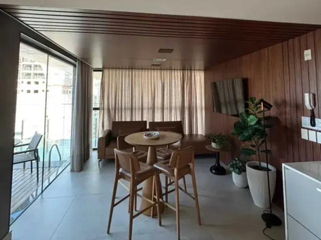Apartamento com 3 dormitórios sendo 3 suítes e 2 vagas de garagem em Porto Belo/SC