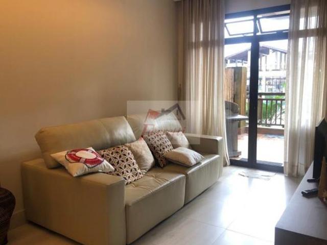 Apartamento com 3 dormitórios em frente a praia Guarujá/SP