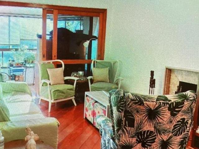 Apartamento com 3 dormitórios