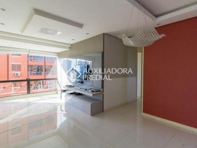 Apartamento com 3 dormitórios