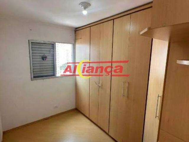 Apartamento com 3 Dormitórios 64m2