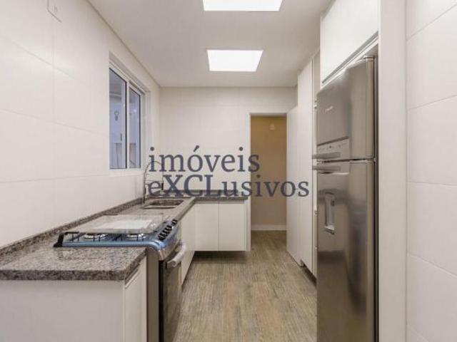 Apartamento com 3 dormitórios, 101 m² venda por R$ 930.000,00 Centro Curitiba/PR