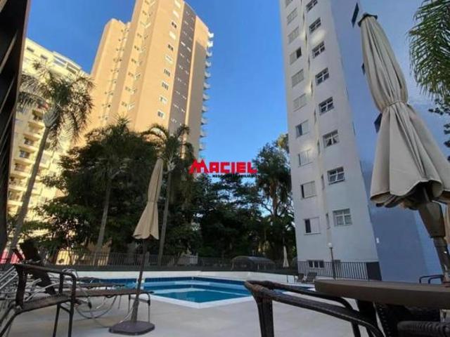 Apartamento com 3 dormitórios 125 m2 em frente do Parque Santos Dumont