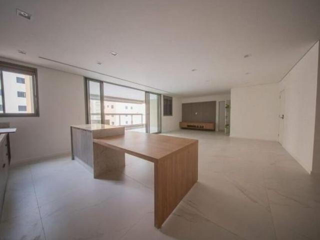 Apartamento à venda em Piracicaba/SP | Jardim Elite | 166,52 m² | 4 Vagas | Varanda Gourmet | Pronto