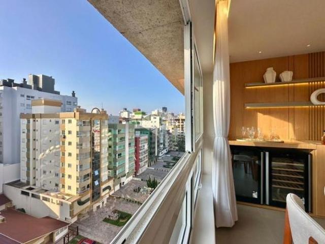 Apartamento com 3 dormitórios 1 suíte mobiliado com 2 box/vaga de garagem em Capão da Canoa
