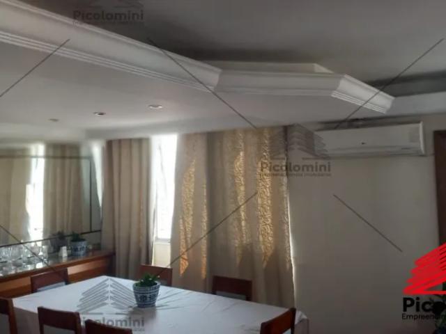 Apartamento com 3 dormitorios, 1 suite na Av. Paes de Barros, com 125m² de area util e 1 vaga de ga