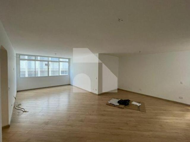 Apartamento com 3 dormitórios, 1 suíte na Santa Cecília
