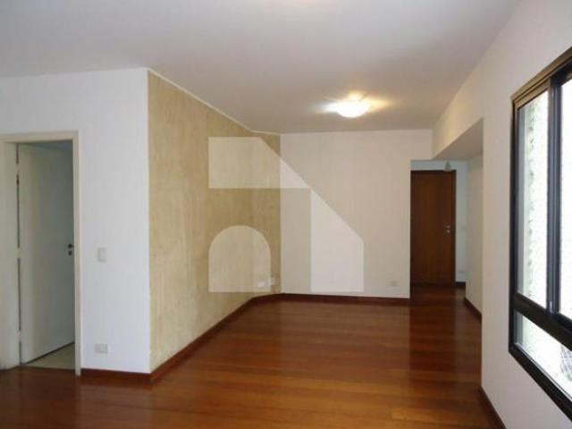 Apartamento com 3 dormitórios, 1 suíte na Santa Cecília