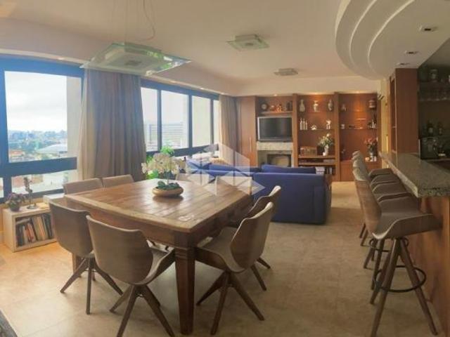 Apartamento com 3 dormitórios 1 suíte, com 4 vagas no Rio Branco