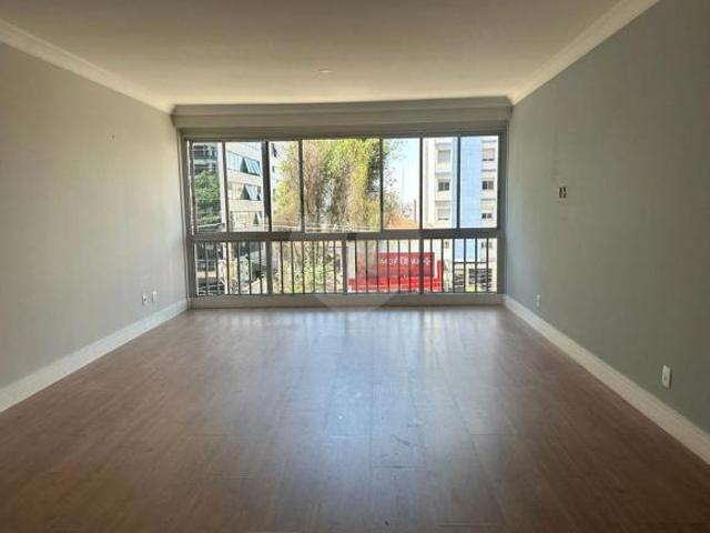 Apartamento com 3 dormitórios, 1 suíte e 3 banheiros em Santana