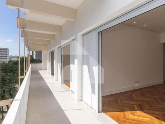 Apartamento com 3 dormitórios, 1 suíte em Higienópolis