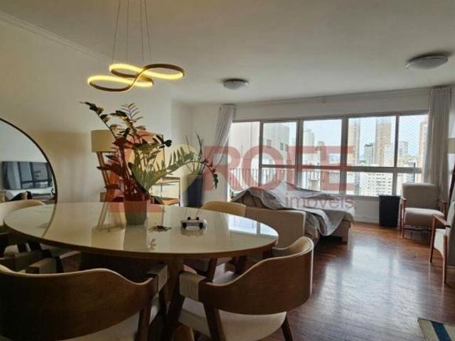 Apartamento com 3 dormitórios, 1 suíte, 1 vaga e com 116m² Moema
