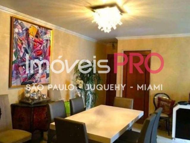 Apartamento com 3 dormitórios, 1 vaga e com 105m² Rua tranquila e arborizada!
