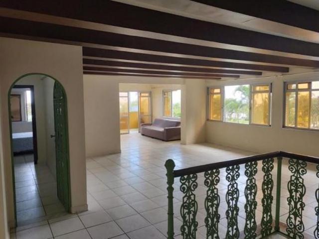 Apartamento com 3 dormitórios, 265 m² venda ou locação Aparecida Santos/SP
