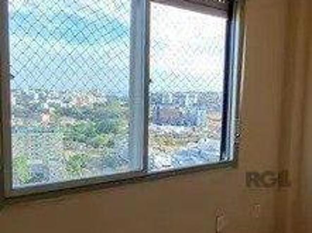 Apartamento com 3 dormitórios, 2 banheiros, 1 vaga, no bairro Cristal, Poa/RS