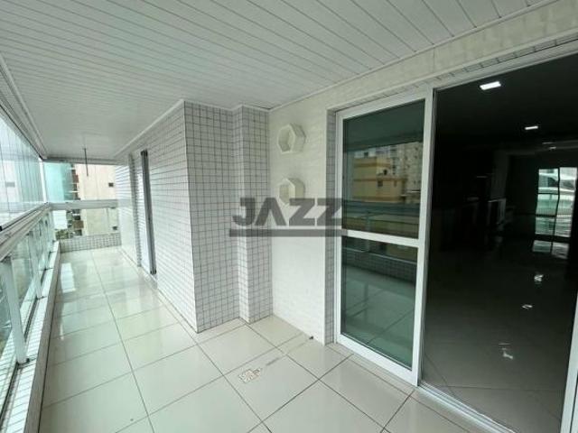Apartamento com 3 Dormitórios, 2 Suítes, Varanda Gourmet e 2 Vagas na Ocian 150 Mteros da Praia em P