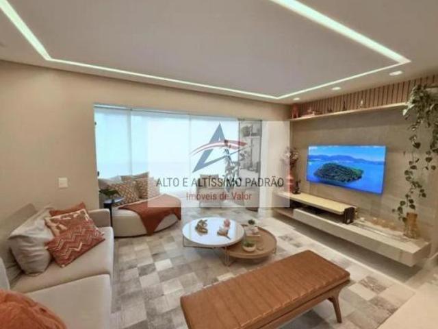 Apartamento com 3 dormitórios 2 vagas a venda em Moema