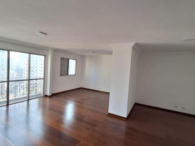 Apartamento com 3 dormitórios 2 vagas a venda na Vila Andrade