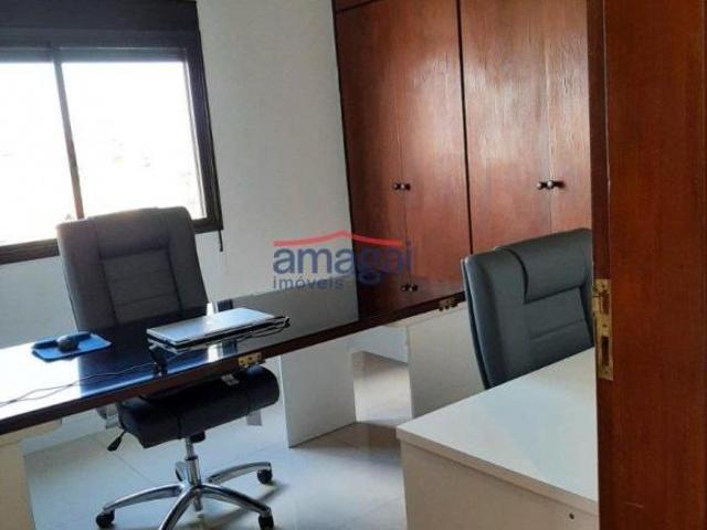 Apartamento com 3 dormitórios
