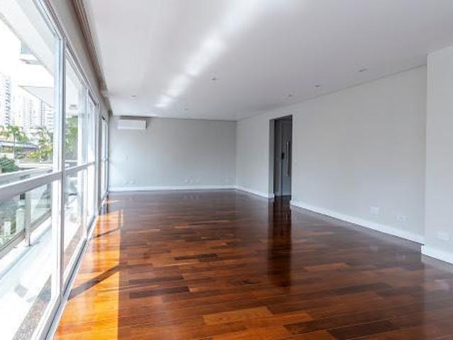 Apartamento com 3 dormitórios totalmente reformado à venda, 158 m² por R$ 1.950.000 Perdizes São